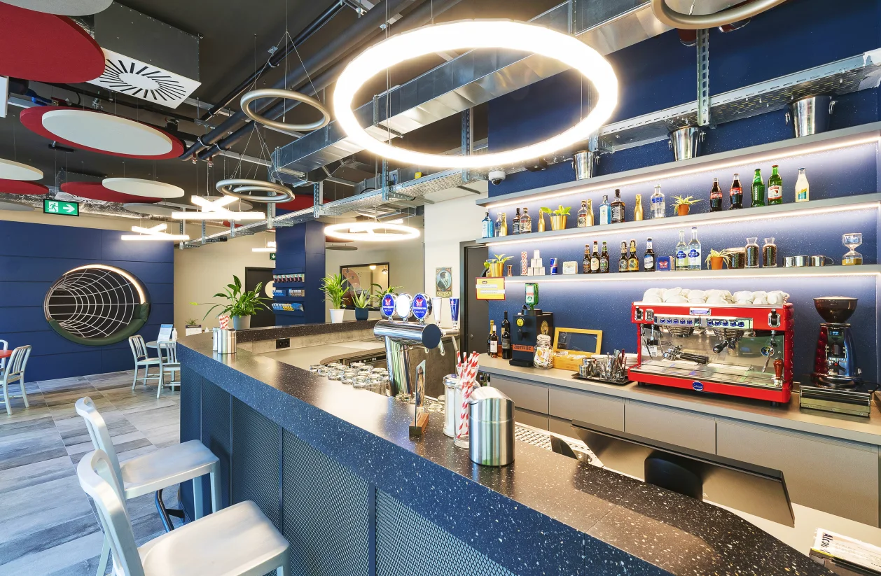 Best Party Hostels in Geneva 🔥【2025 Updated】 - PartyHostels